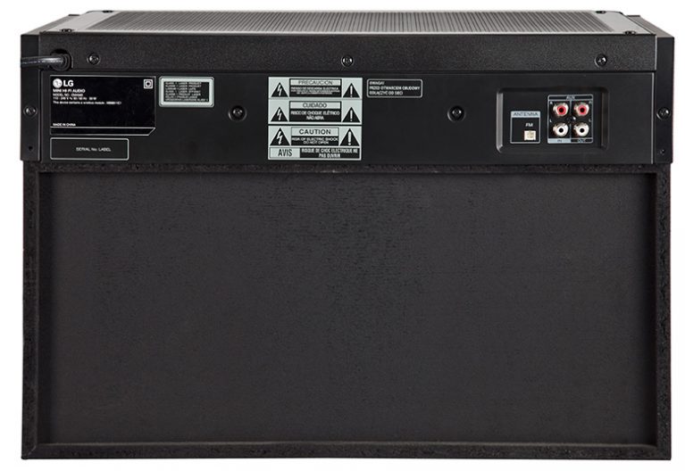 LG OM4560, una microcadena asequible con diseño todo en uno