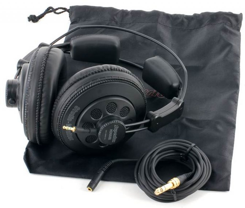 SuperLux HD 668B, los mejores auriculares de precio asequible
