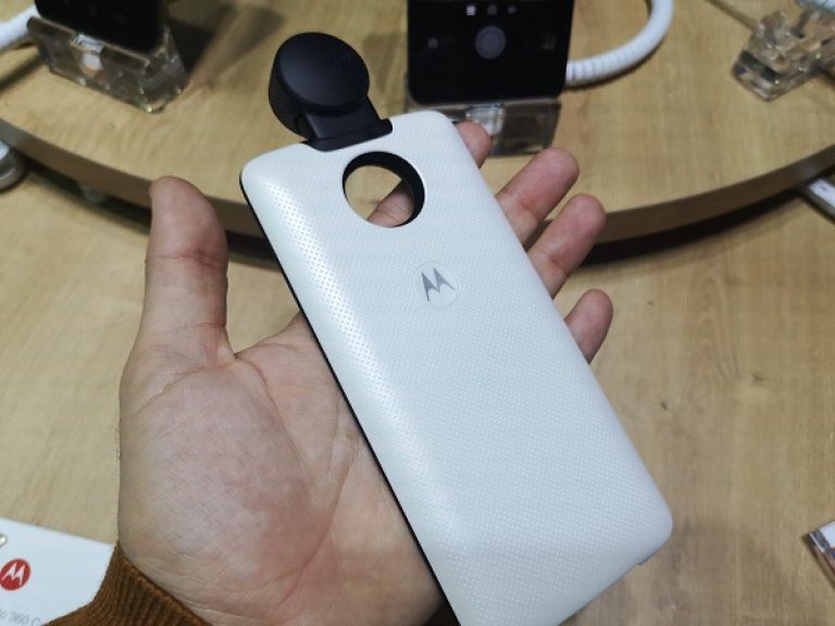 #MWC19: Motorola exhibe su gran catálogo de Moto Mods